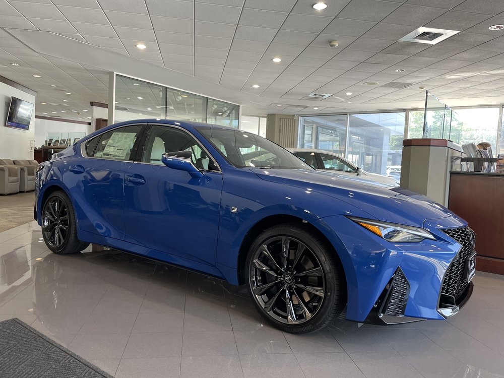 LEXUS OF SMITHTOWN - Updated August 2025 - 41 Photos & 86 Reviews - 700 ...