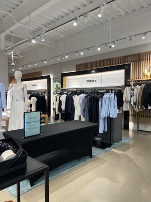 BLOOMIE’S BY BLOOMINGDALE’S - Updated December 2025 - 18 Photos - 2604 ...