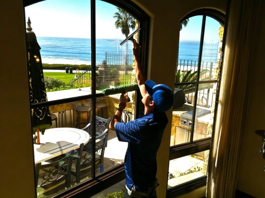 A CLEAR VIEW WINDOW CLEANING - Updated August 2025 - 22 Photos & 63 ...