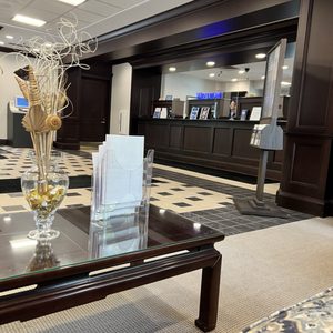 LAKE FOREST BANK & TRUST - Updated July 2025 - 10 Photos & 12 Reviews ...