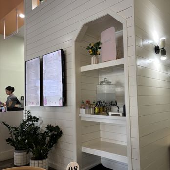 SPRINGLY - Updated December 2025 - 521 Photos & 183 Reviews - 7859 N ...