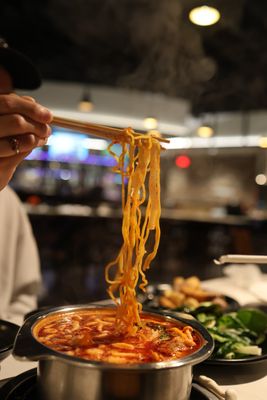 BOILING WORLD - Updated August 2024 - 1417 Photos & 935 Reviews - 4431 ...