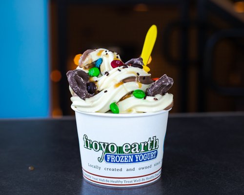 FROYO EARTH - Updated July 2025 - 52 Photos & 35 Reviews - 325 S Sullivan Rd, Spokane Valley ...