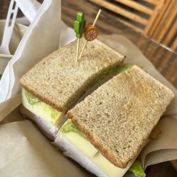 HUMU DELI & JUICE - Updated April 2025 - 229 Photos & 116 Reviews - 201 ...