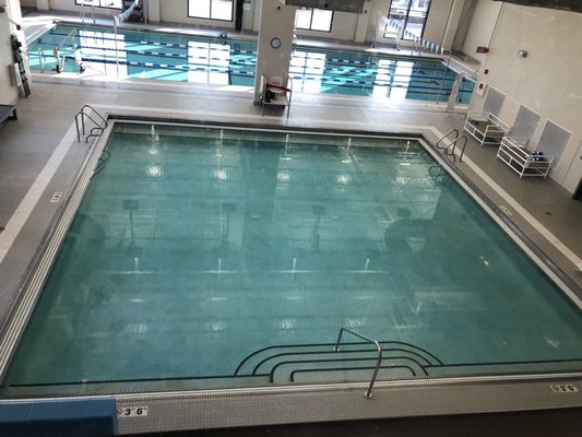 MCCORMICK YMCA - 28 Photos & 69 Reviews - Gyms - 1834 N Lawndale Ave ...