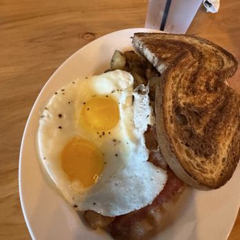 PERRYTOWN TAP HOUSE - Updated October 2025 - 64 Photos & 24 Reviews ...