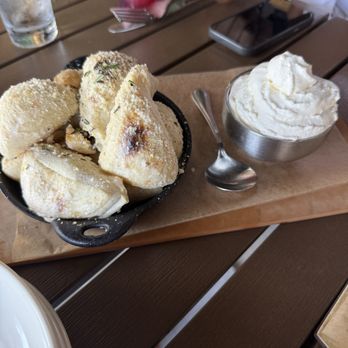 PIE TAP - Updated January 2026 - 59 Photos & 43 Reviews - 6701 Alma Rd ...