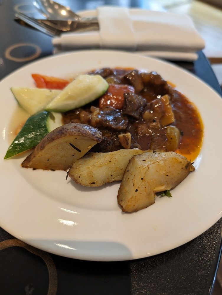 CAFE SERENA BRASSERIE - Updated April 2025 - 14 Photos - 165, Jalan ...