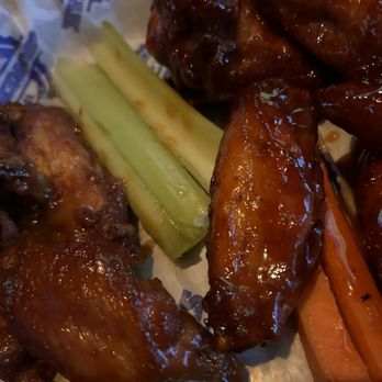 SHOREBREAK PIZZA & TAPHOUSE - Updated July 2024 - 606 Photos & 512 ...