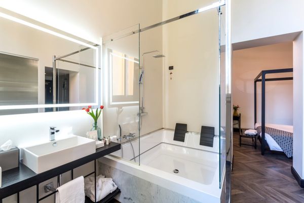 THE H’ALL TAILOR SUITE - Via Giuseppe Pisanelli 23, Roma, Italy ...