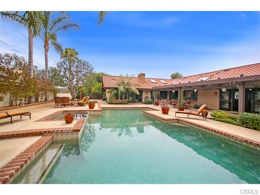 LAURA COWIE - COMPASS REAL ESTATE - Updated May 2024 - 341 Bayside Dr ...