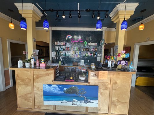 TROPICAL TAN - NORTHGATE - Updated December 2025 - 46 Reviews - 11018 ...