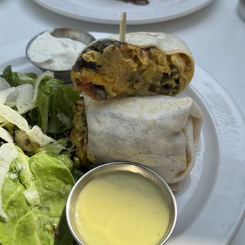 COMMONWEALTH CAFE - Updated November 2024 - 778 Photos & 625 Reviews ...