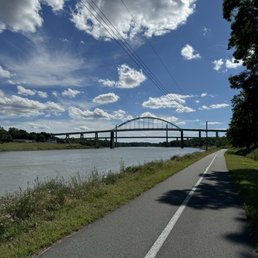 SAINT GEORGES COUNTRY STORE - Updated August 2025 - 27 Photos & 39 ...