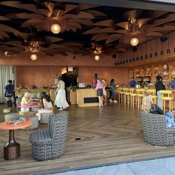 LILLISTAR - Updated August 2025 - 132 Photos & 42 Reviews - 353 Bedford ...