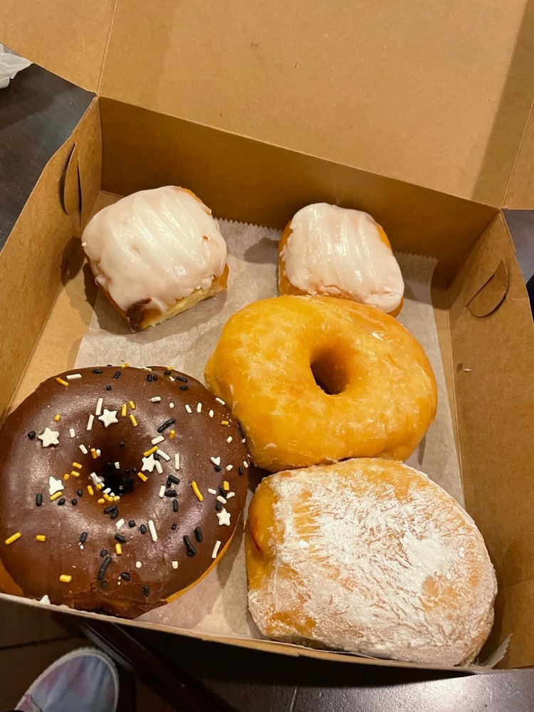 DER DUTCHMAN - Updated May 2025 - 646 Photos & 675 Reviews - 3713 Bahia ...