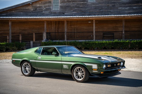 AUTO WORLD OF CONWAY - Updated April 2026 - 13 Photos - 850 E Hwy 501 ...