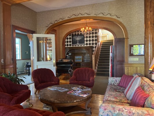 THE RANGELEY INN & TAVERN - 40 Photos & 34 Reviews - 2443 Main St ...