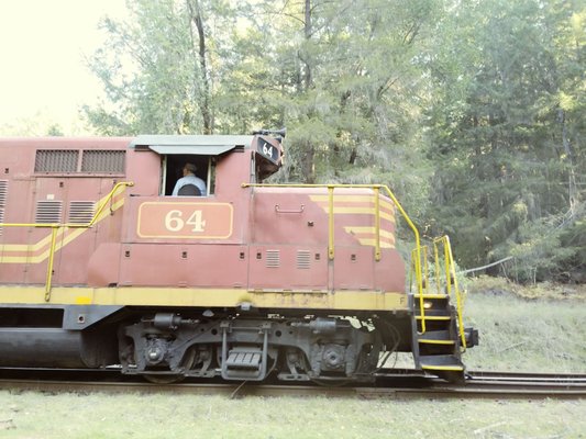 SKUNK TRAIN NORTHSPUR STATION - Updated March 2024 - 16 Photos - 12850 ...