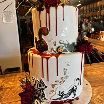 THE CRIMSON CAKE - Updated December 2024 - 538 Photos & 277 Reviews ...