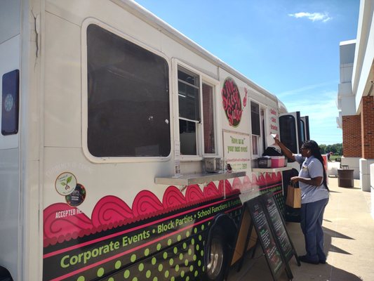THE SWEET SIDE - Updated May 2026 - Belleville, Illinois - Food Trucks ...