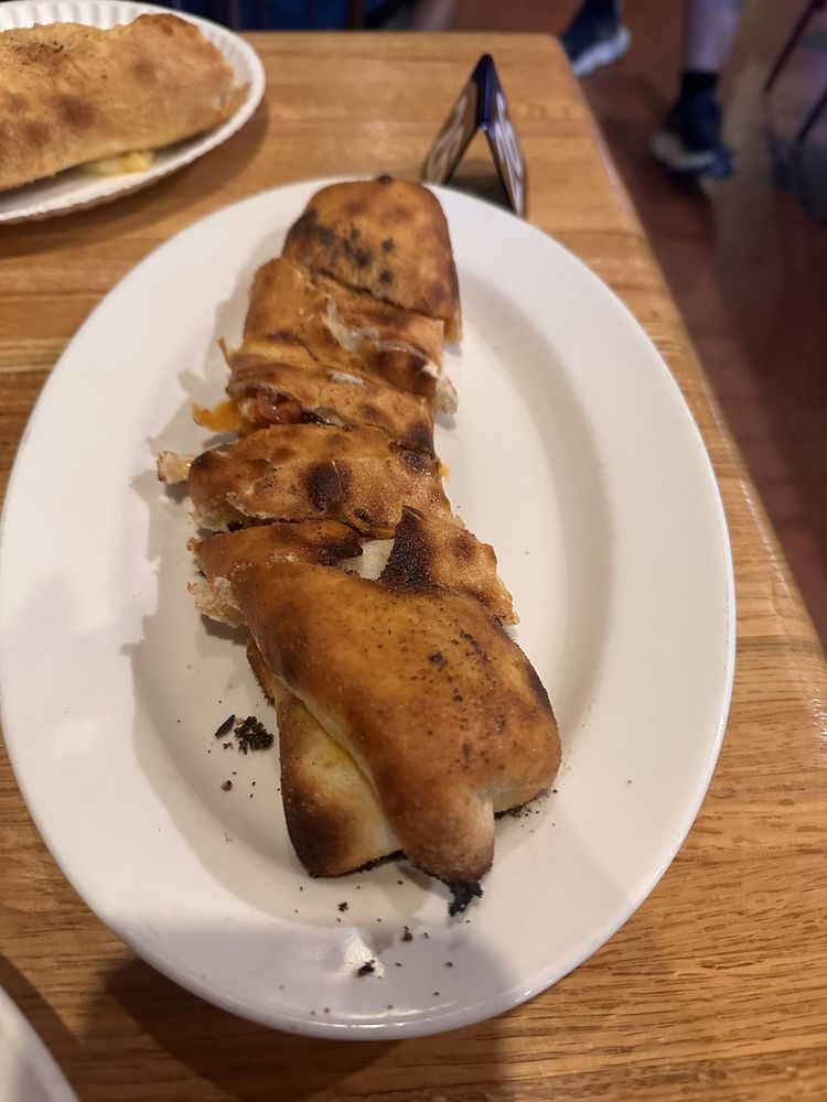 THREE RIVERS PIZZERIA - Updated November 2024 - 107 E Main St ...