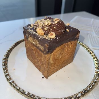 LAKON PARIS PATISSERIE - Updated May 2025 - 214 Photos & 49 Reviews ...