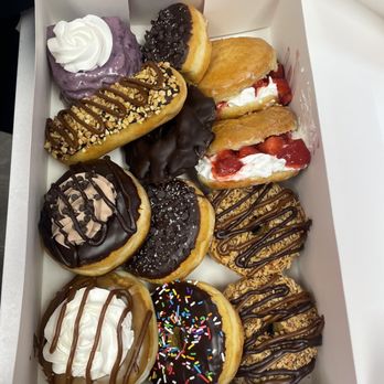 PINKBOX DOUGHNUTS - Updated December 2024 - 2841 Photos & 1398 Reviews ...