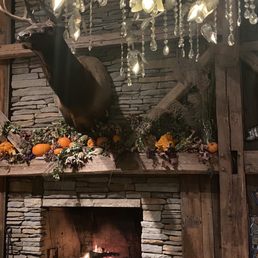 SYLVAN TABLE - Updated December 2025 - 1349 Photos & 451 Reviews - 1819 ...