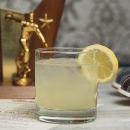 HIGHBALL LANES - Updated July 2025 - 117 Photos & 31 Reviews - 3019 N ...