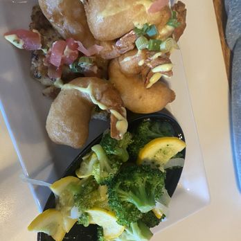 SMITHFIELD STATION WATERFRONT INN RESTAURANT - Updated April 2025 - 299 ...