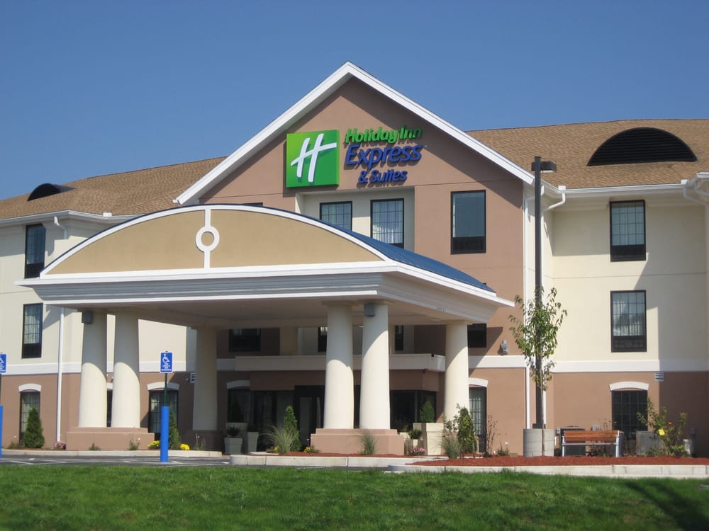 HAMPTON INN WESTFIELD - Updated November 2024 - 83 Photos & 26 Reviews ...