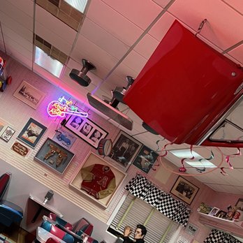 PIXIE RESTAURANT - Updated August 2025 - 43 Photos & 85 Reviews - 302 N ...