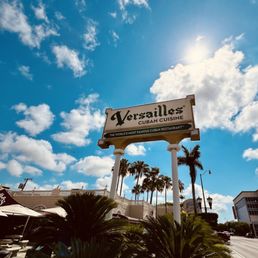 VERSAILLES - Updated October 2025 - 10627 Photos & 6914 Reviews - 3555 ...