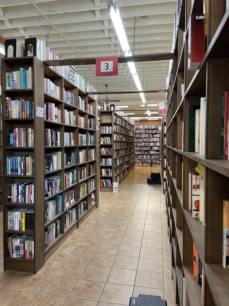 SMITH FAMILY BOOKSTORE - Updated February 2025 - 25 Photos & 93 Reviews ...