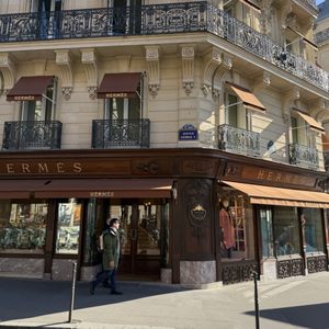 MERRY JEAN’S - Updated June 2025 - 81 rue Saint-Martin, Paris, France ...