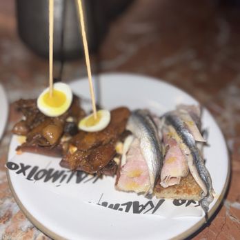 KALIMOTXO - Updated September 2025 - 164 Photos & 37 Reviews - 1813 E ...