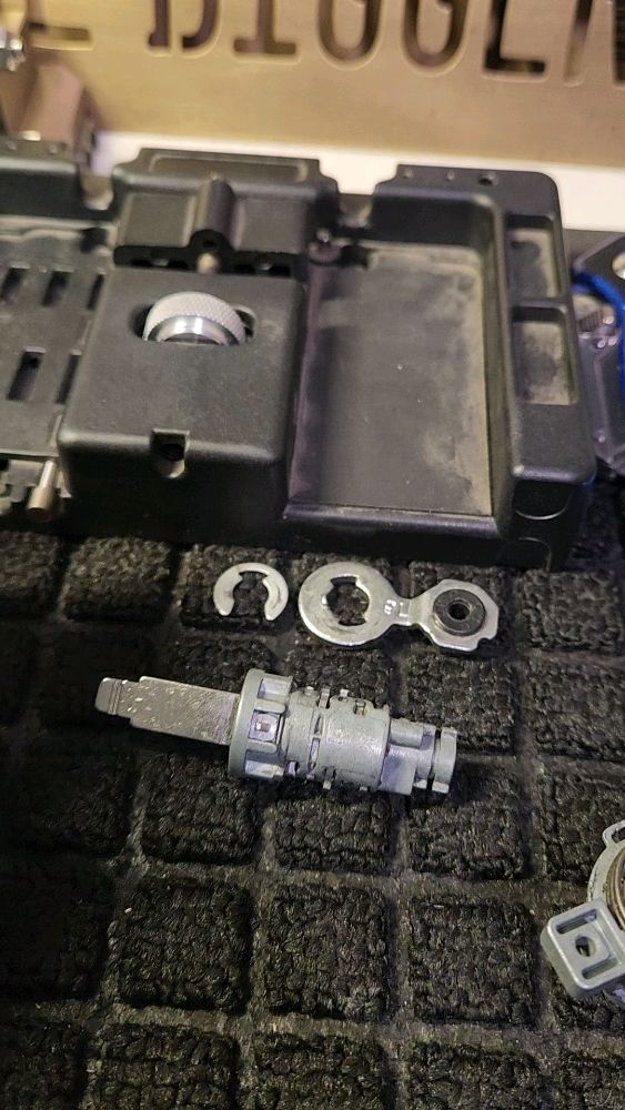 LUCKY AUTO LOCKS - SEATTLE - Updated December 2024 - 22 Photos - 11702 ...