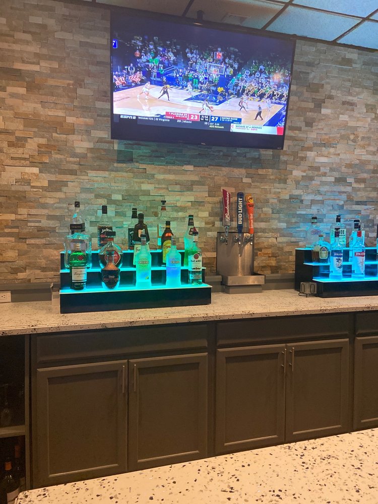 CALYPSO BAR & GRILL - 12 Photos & 13 Reviews - 6300 Parc Corniche Dr ...