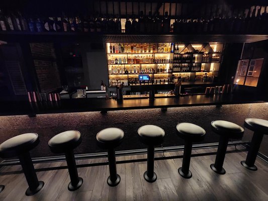 PARLEY ROOM - Updated December 2025 - 95 Photos & 48 Reviews - 25 State ...