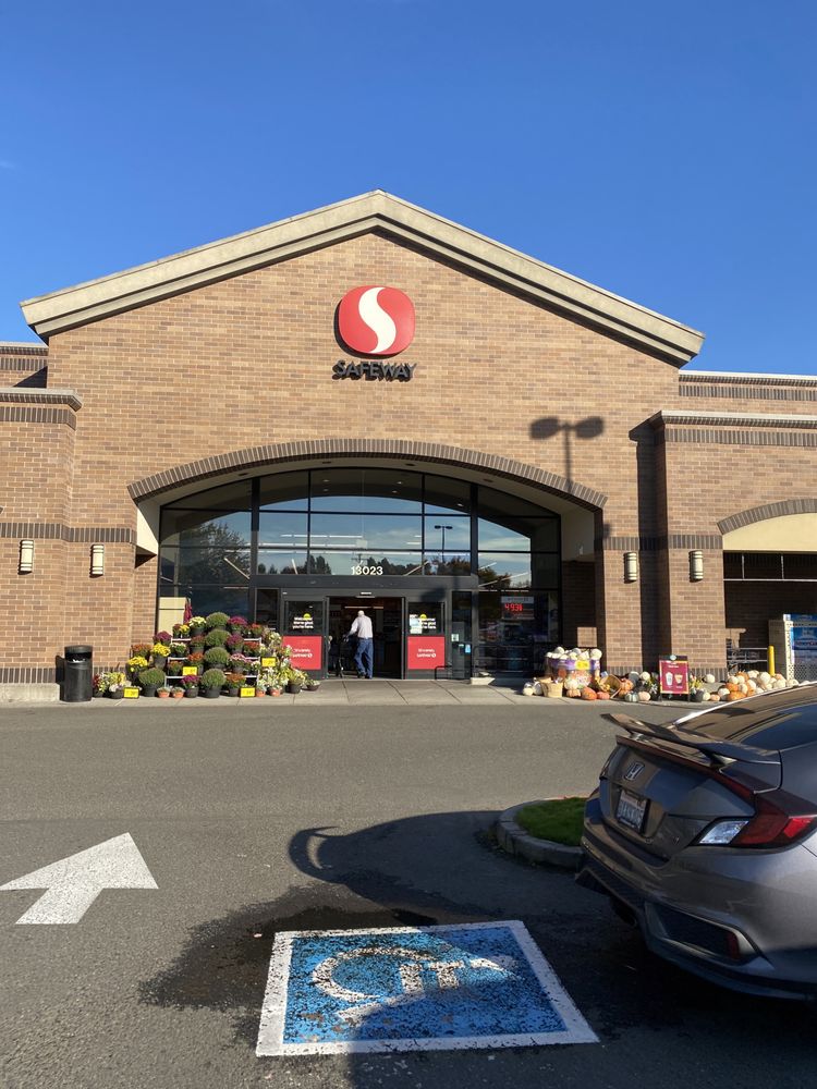 SAFEWAY - Updated May 2025 - 32 Photos & 49 Reviews - 13023 NE Hwy 99 ...