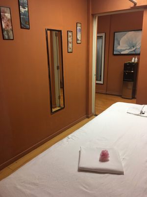 RAINBOW SPA - Updated October 2025 - 12 Photos & 10 Reviews - 70 W Live ...