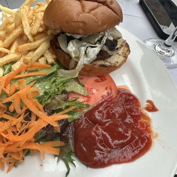 MAISON HARLEM - Updated August 2025 - 650 Photos & 626 Reviews - 341 St ...