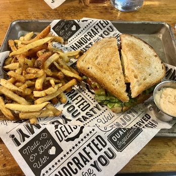 LONGTABLE BEER CAFE - Updated January 2026 - 208 Photos & 152 Reviews ...