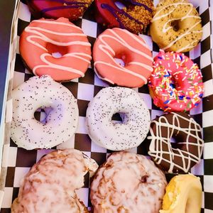 SILVER LAKE FOODS - Updated July 2025 - 22 Photos & 14 Reviews - 1402 N ...