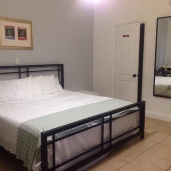 SHALIMAR MOTEL - Updated January 2026 - 18 Photos & 27 Real Reviews ...