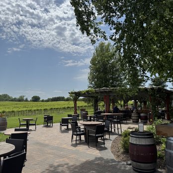 RUSTIC ROOTS WINERY - Updated November 2025 - 151 Photos & 41 Reviews ...