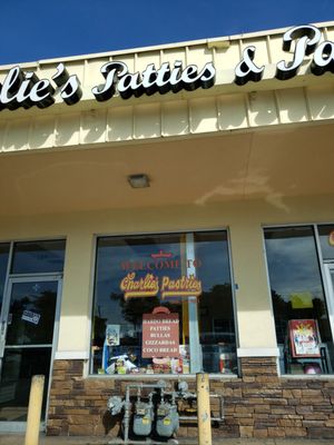 CHARLIE’S PASTRIES - Updated September 2024 - 30 Photos & 42 Reviews ...