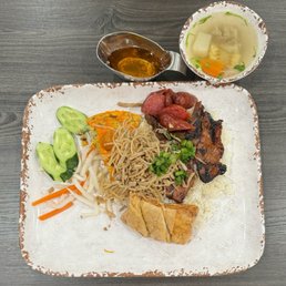 COM TAM KIEU - Updated November 2025 - 1483 Photos & 495 Reviews - 633 ...