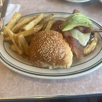 PALO ALTO CREAMERY - Updated November 2025 - 1707 Reviews & 1846 Photos ...